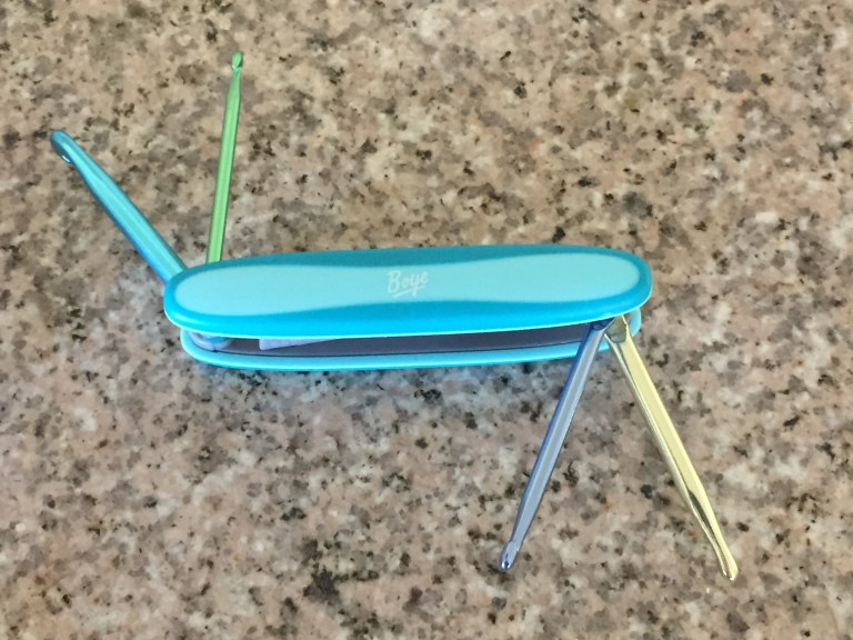 Traveling with Portable Craft Projects – Simply Made Kitchen and Crafts